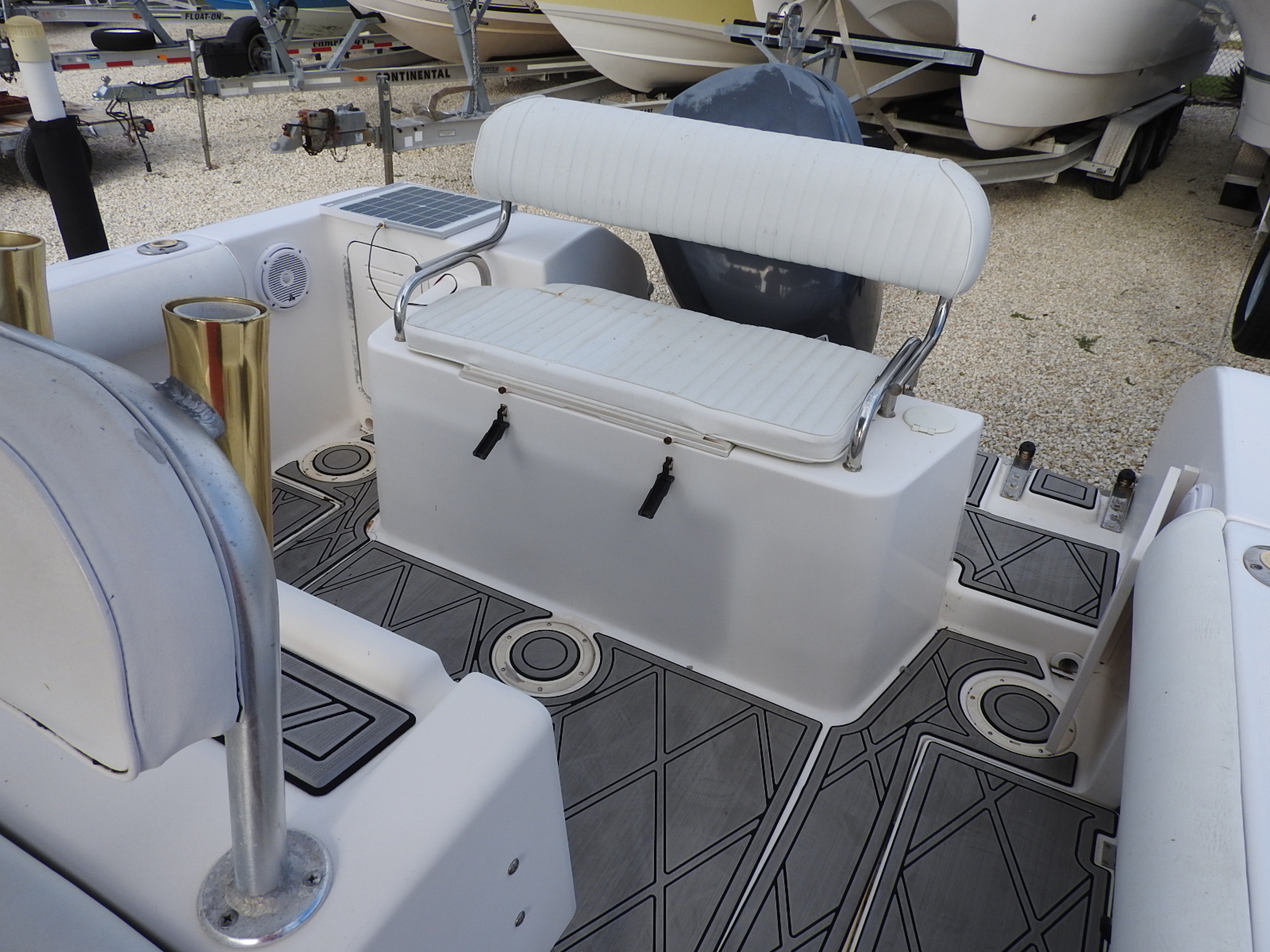 Used Robalo R230 2003 for sale in Key Largo, Florida - Boatzon.com