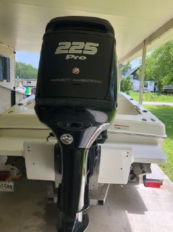 Used 2010 Famous Craft 2100 Bayshore Viking for sale in addis ...