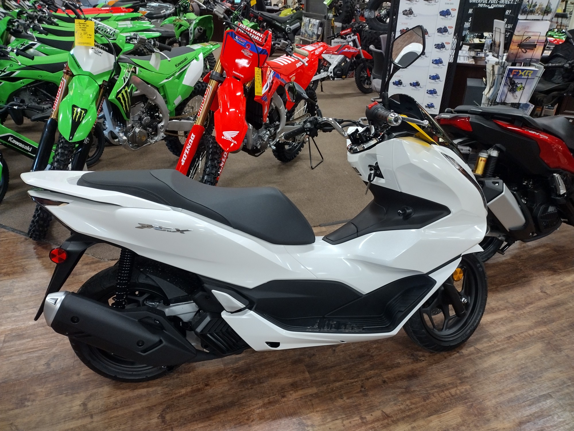Used Honda PCX 150 2022 for sale in Wyoming, Michigan - Boatzon.com