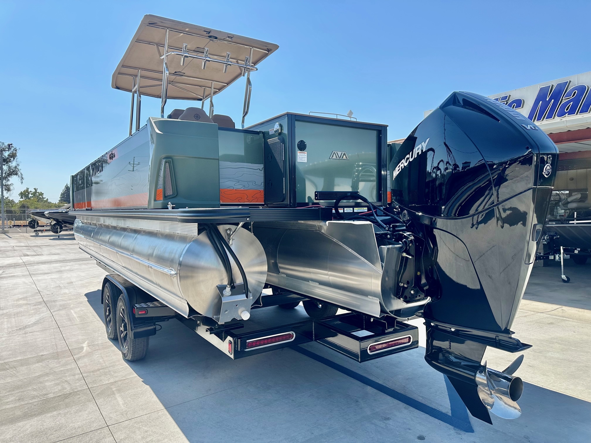 New 2025 Avalon Geo Fish GLX 25 w 225HP Mercury for sale in madera ...