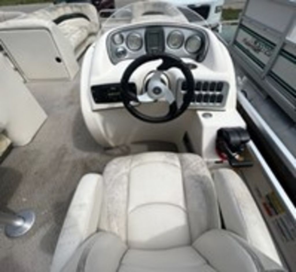 Used Aqua Patio Pontoon 24 ft 2007 for sale in Prudenville, Michigan ...