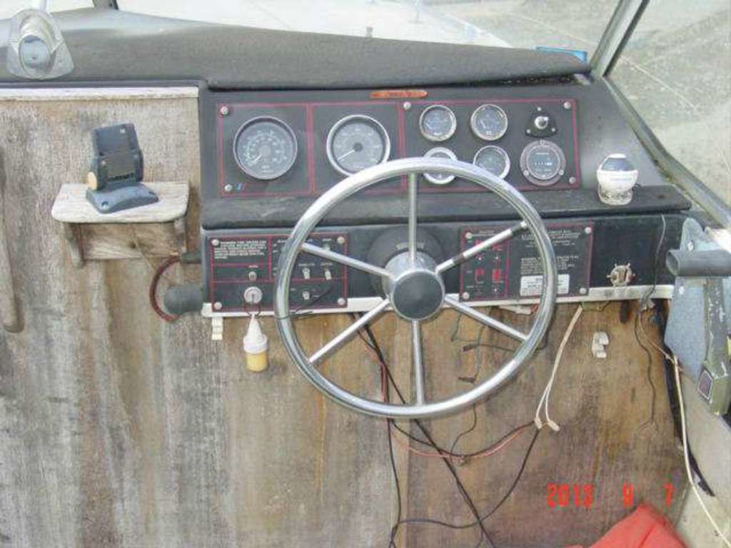 Used Bayliner 27 Victoria Volvo Penta AQ 135 1983 for sale in ...