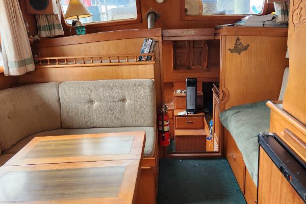 Used CHB TRICABIN 1979 for sale in edmonds, Washington - Boatzon.com
