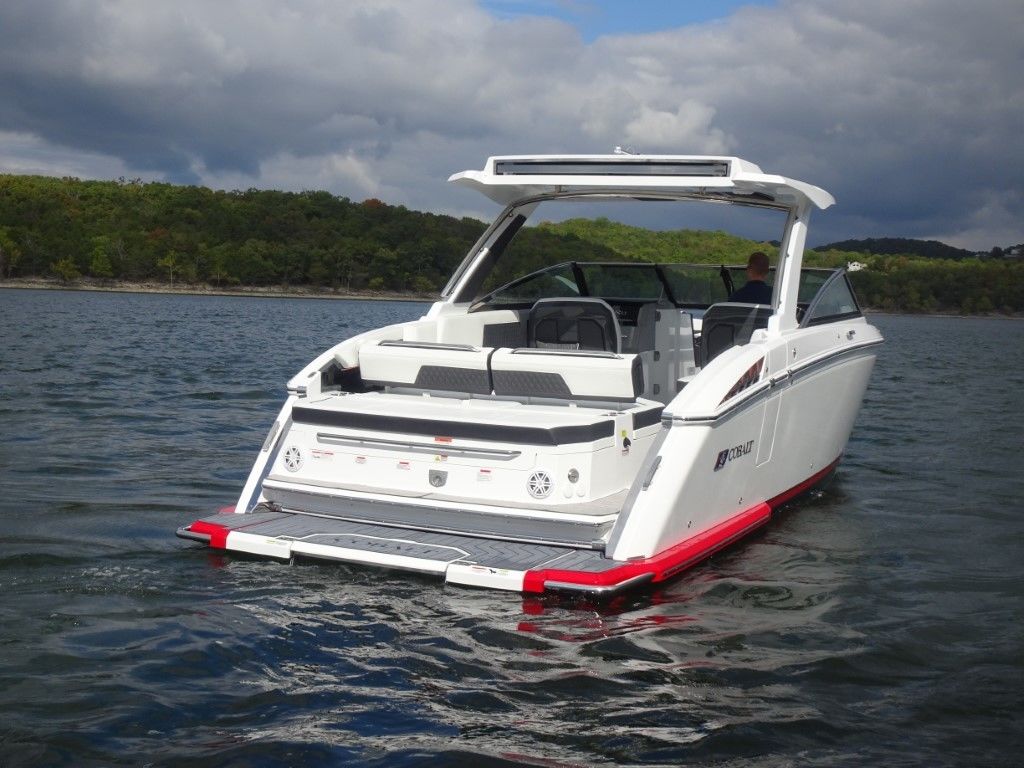 New Cobalt Boats R33 2025 for sale in Branson, Missouri - Boatzon.com