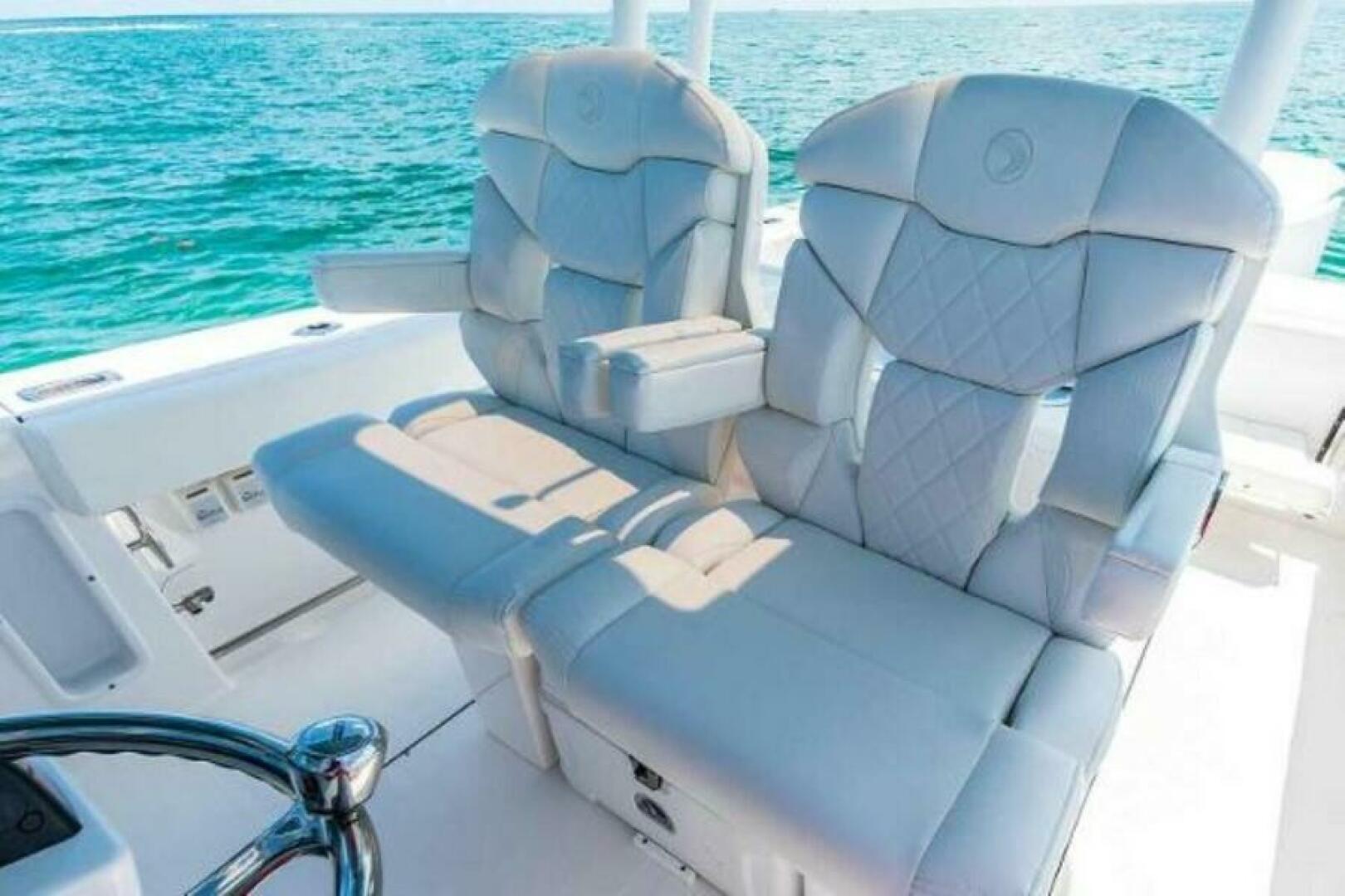 New Edgewater 325CC 2025 for sale in pompano beach, Florida - Boatzon.com