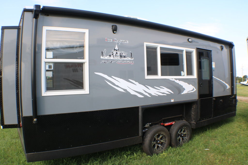 New Ice Castle Fish Houses 8 x 21RV Hybrid Extreme III 2024 for sale in ...