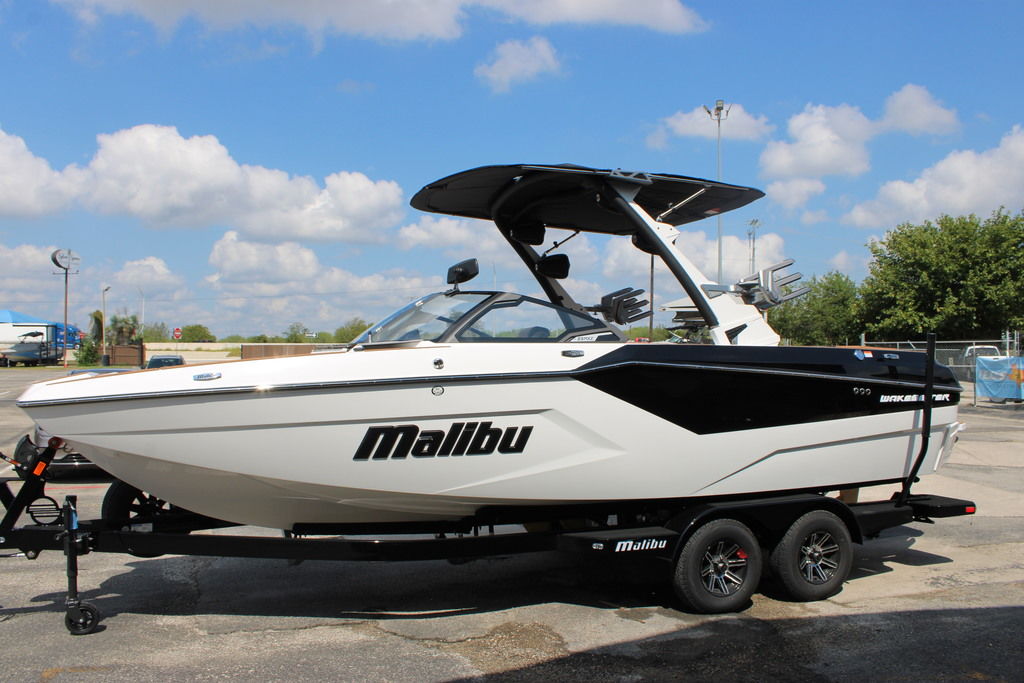 New Malibu Boats 23 MXZ 2025 for sale in austin, Texas - Boatzon.com