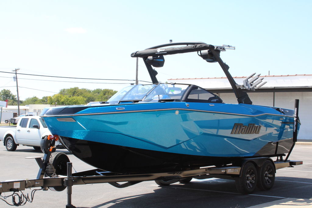 New Malibu Boats 25 LSV 2025 for sale in austin, Texas - Boatzon.com