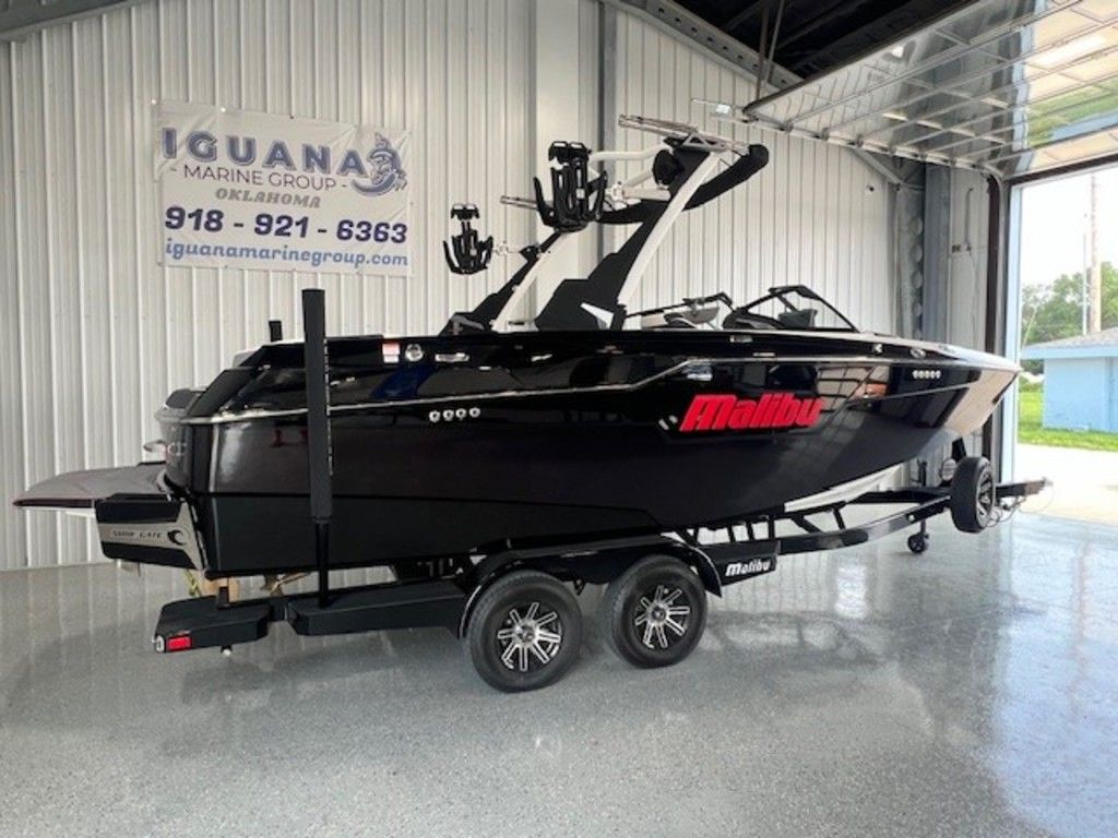 New Malibu Boats M220 2024 for sale in Osage Beach, Missouri - Boatzon.com