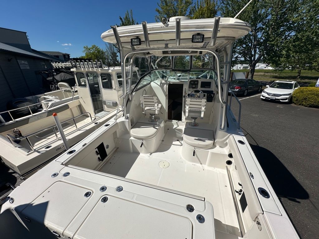 Used Robalo R245 2007 for sale in portland, Oregon - Boatzon.com
