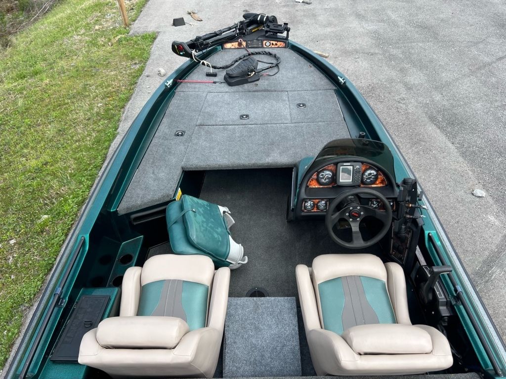 Used Sprint Boats 286 Pro 1999 for sale in White Bluff, Tennessee ...