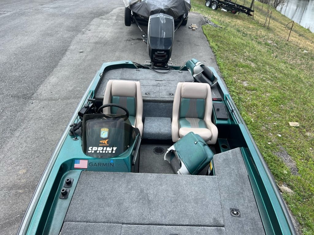 Used Sprint Boats 286 Pro 1999 for sale in White Bluff, Tennessee ...