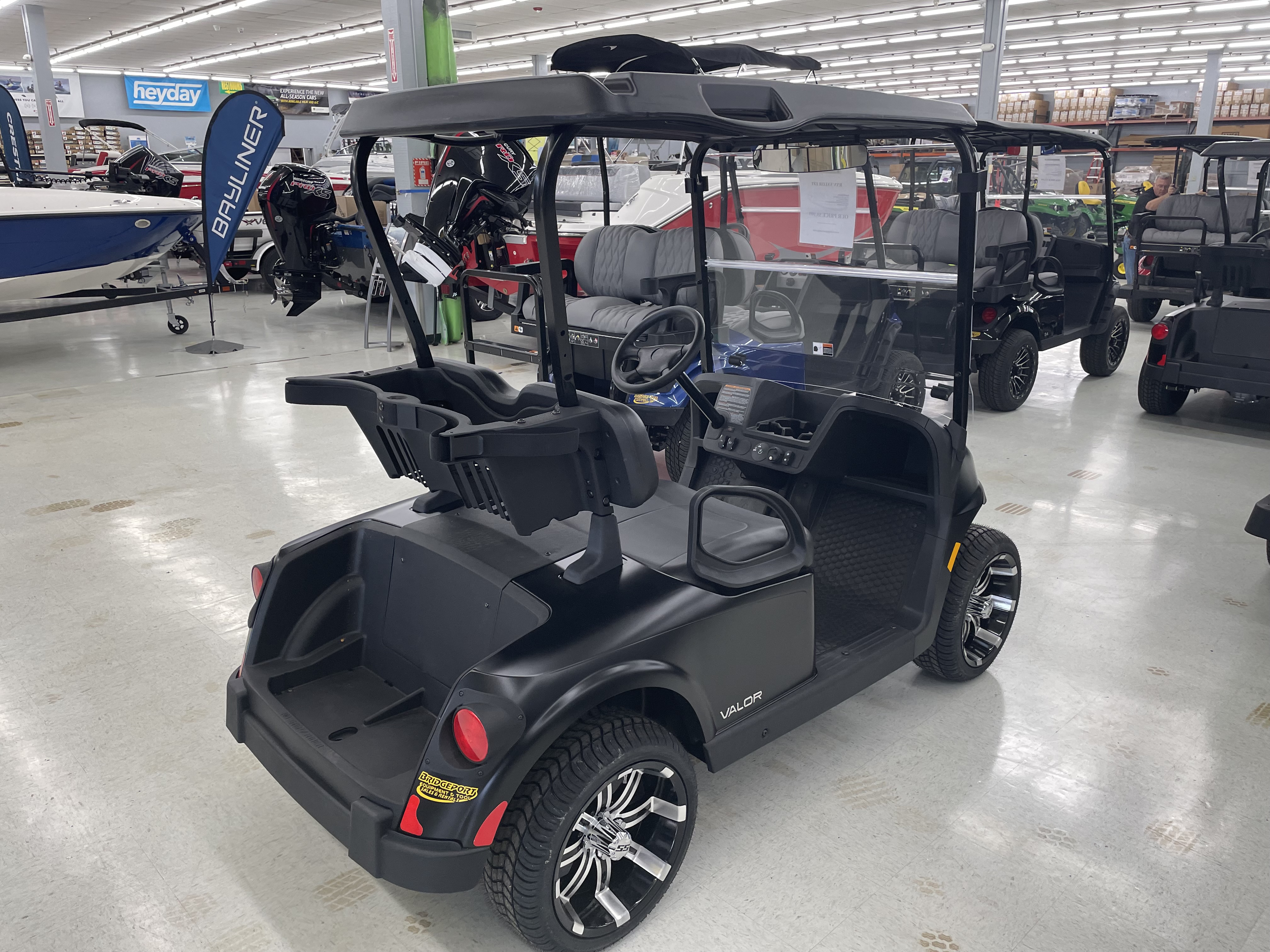 New EZGO RXV Valor EX1 EFI Gas Platform 2025 for sale in Marietta, Ohio ...