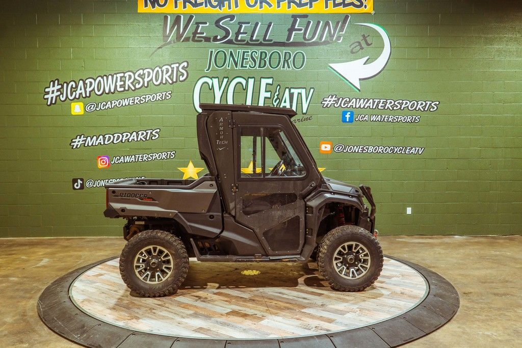 Used Honda® Pioneer 1000 Limited Edition 2018 for sale in Bono ...