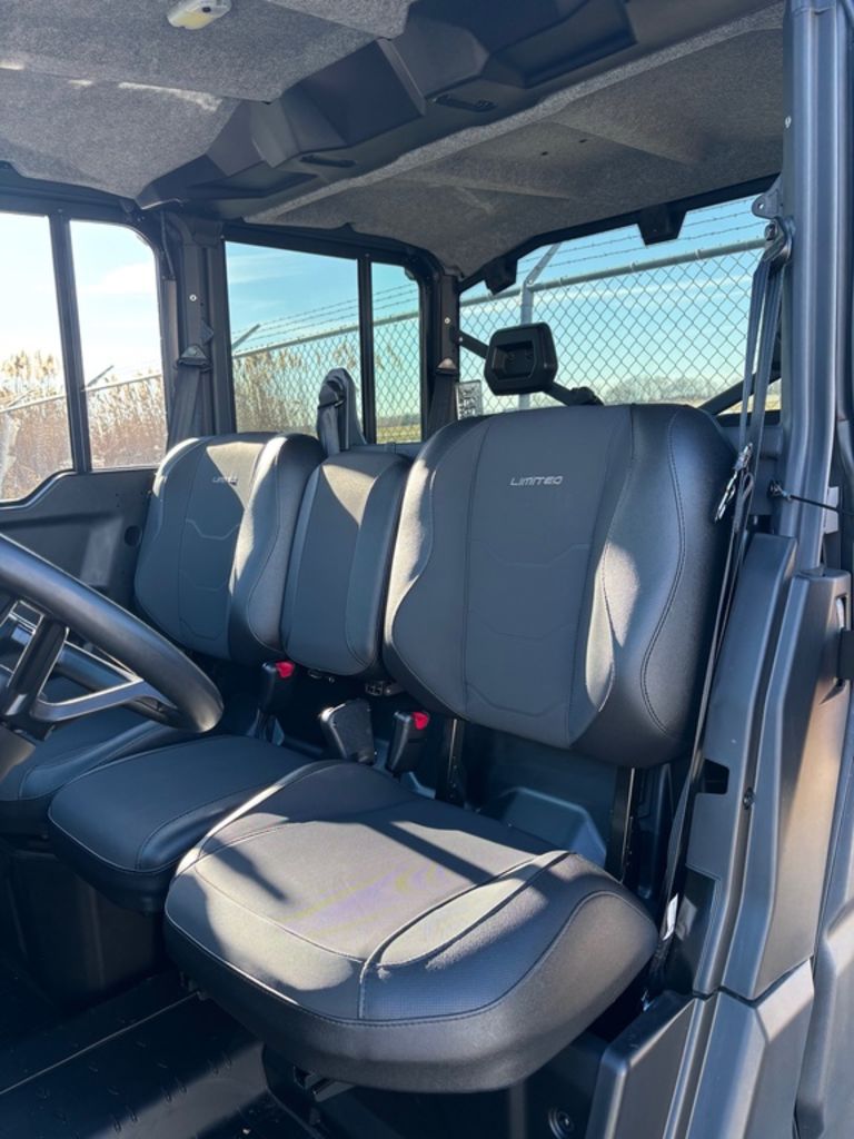 New Can-Am® Defender MAX Limited HD10 2025 for sale in fond du lac ...