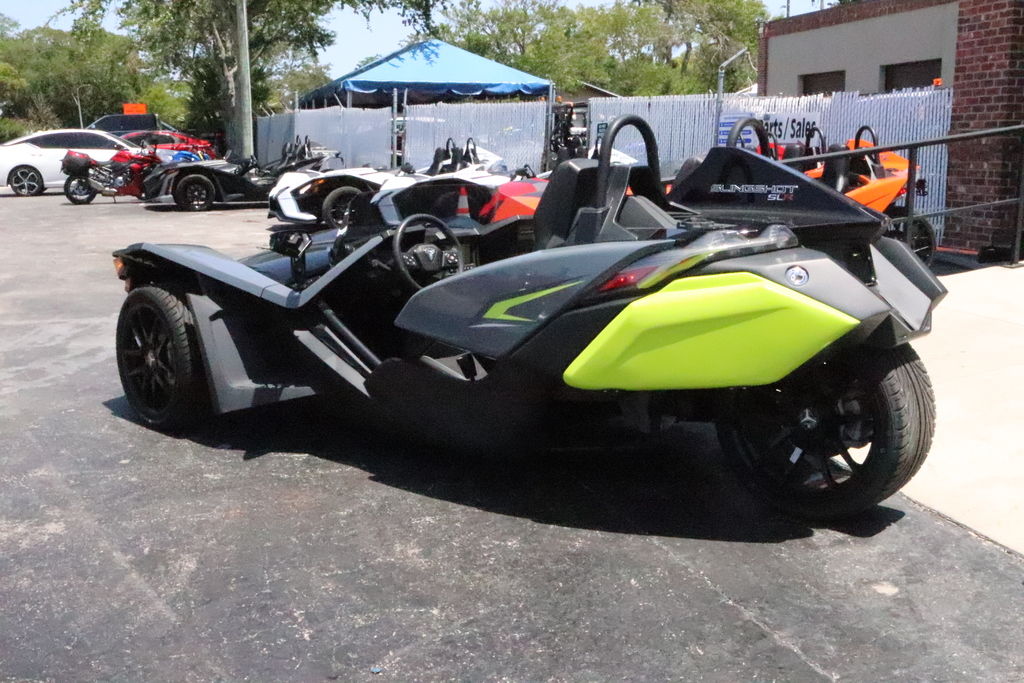 New Polaris Slingshot® Slingshot SLR Lime Shadow AutoDrive 2023 for ...