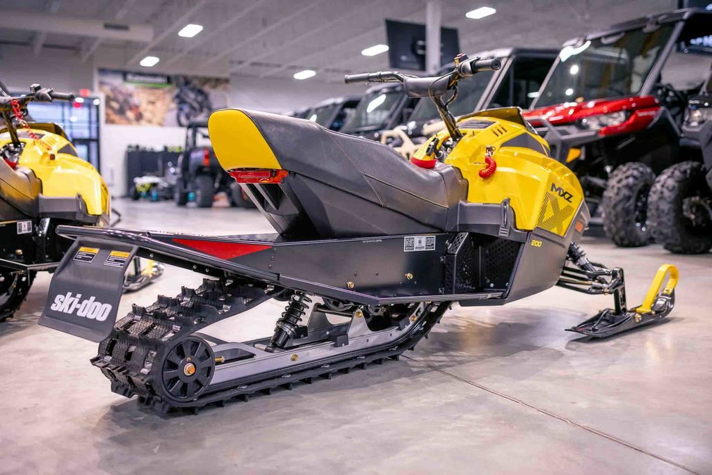 New Ski-Doo MXZ 200 2025 for sale in Jackson, Wisconsin - Boatzon.com