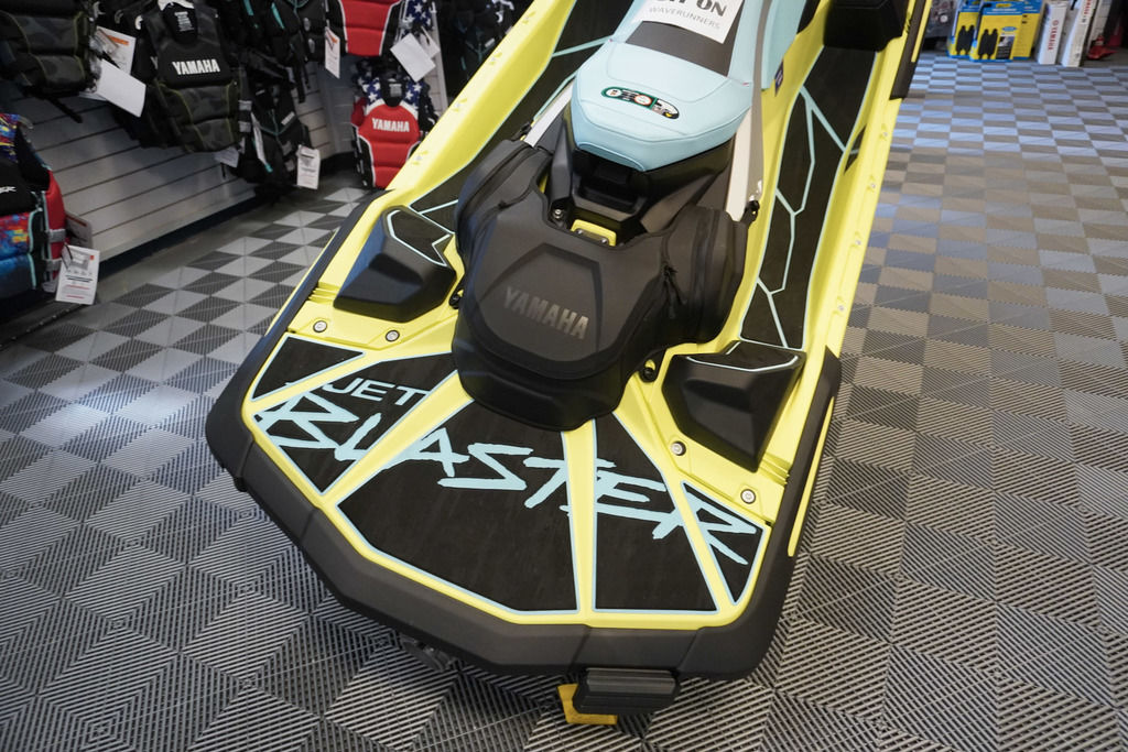 New Yamaha JETBLASTER PRO 2LUNAR YELLOWMINT 2025 for sale in Osage ...