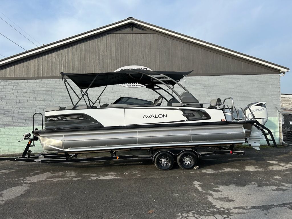 New Avalon Excalibur LTD Windshield 2025 for sale in Cleveland ...