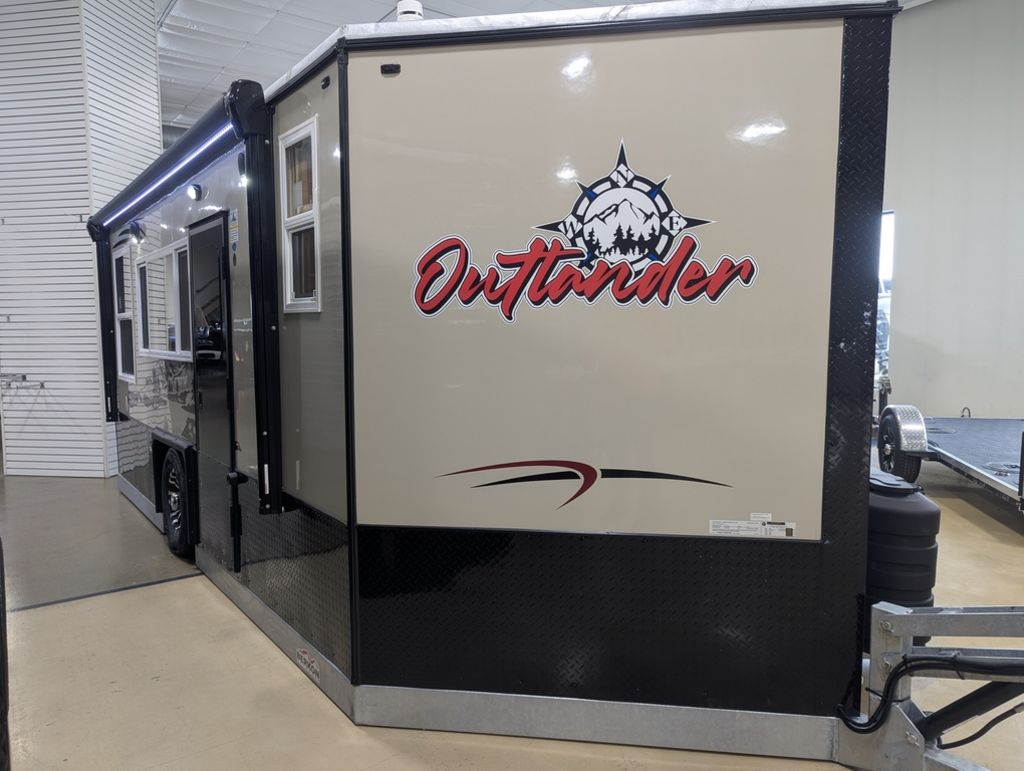 New Ice Castle Fish Houses 8 X 17V Outlander RV 2025 for sale in ...